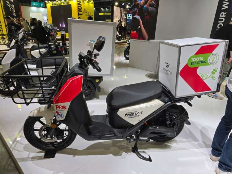 Modenas flies Malaysian flag at EICMA with MEV-1 Pro - paultan.org