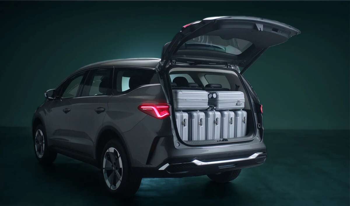 Aletra-L8-EV-MPV-3 BM - Paul Tan's Automotive News