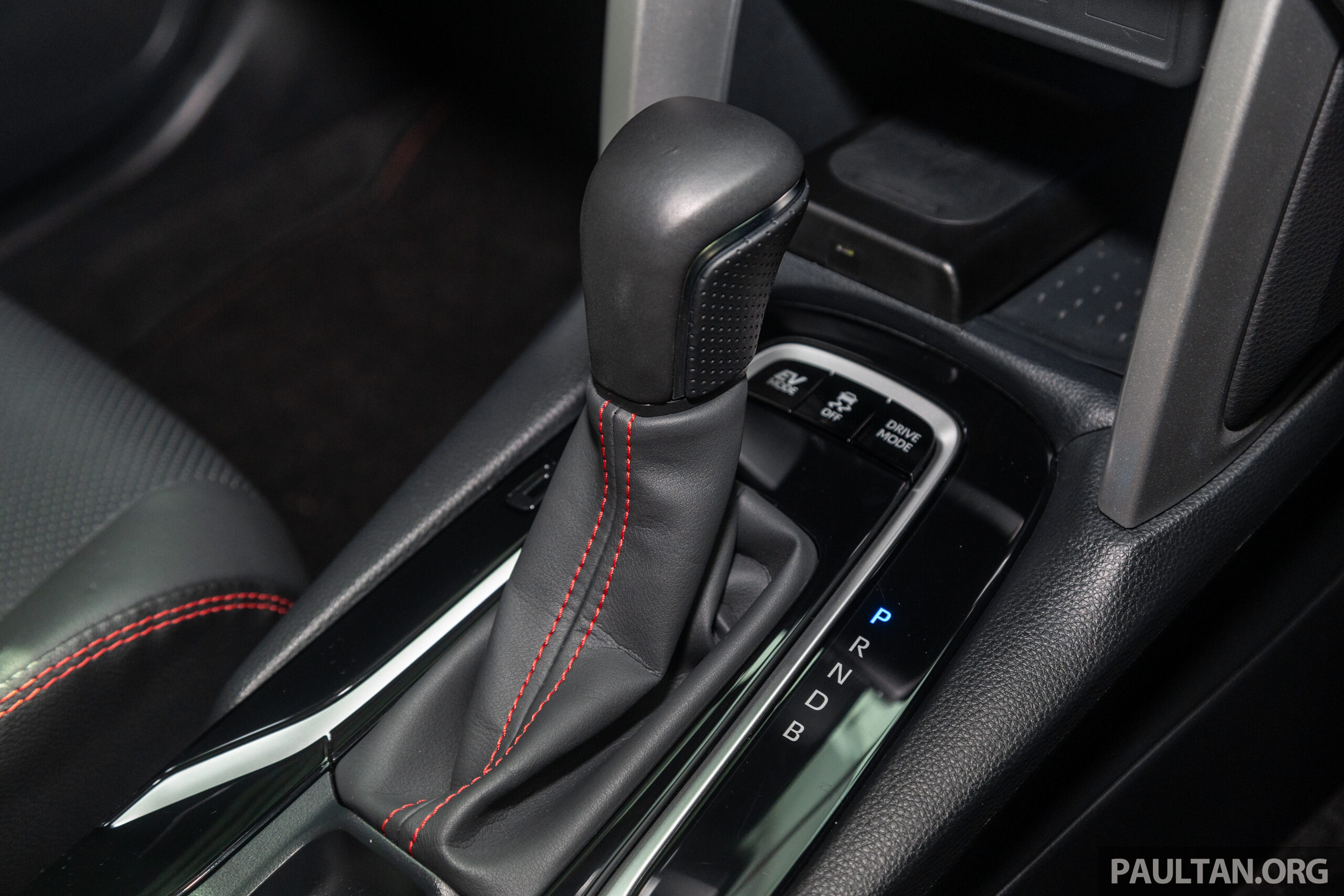 2024 Toyota Corolla Cross HEV GR Sport_Int-36_BM - Paul Tan's ...