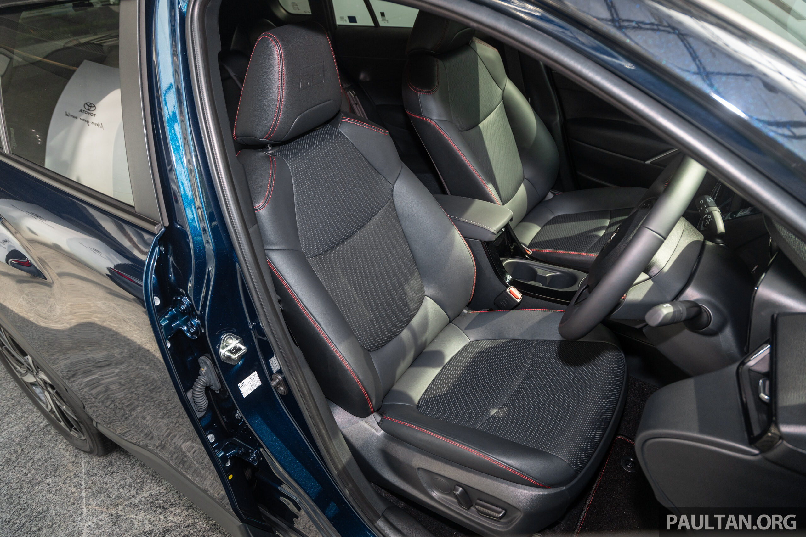 2024 Toyota Corolla Cross HEV GR Sport_Int-47_BM - Paul Tan's ...