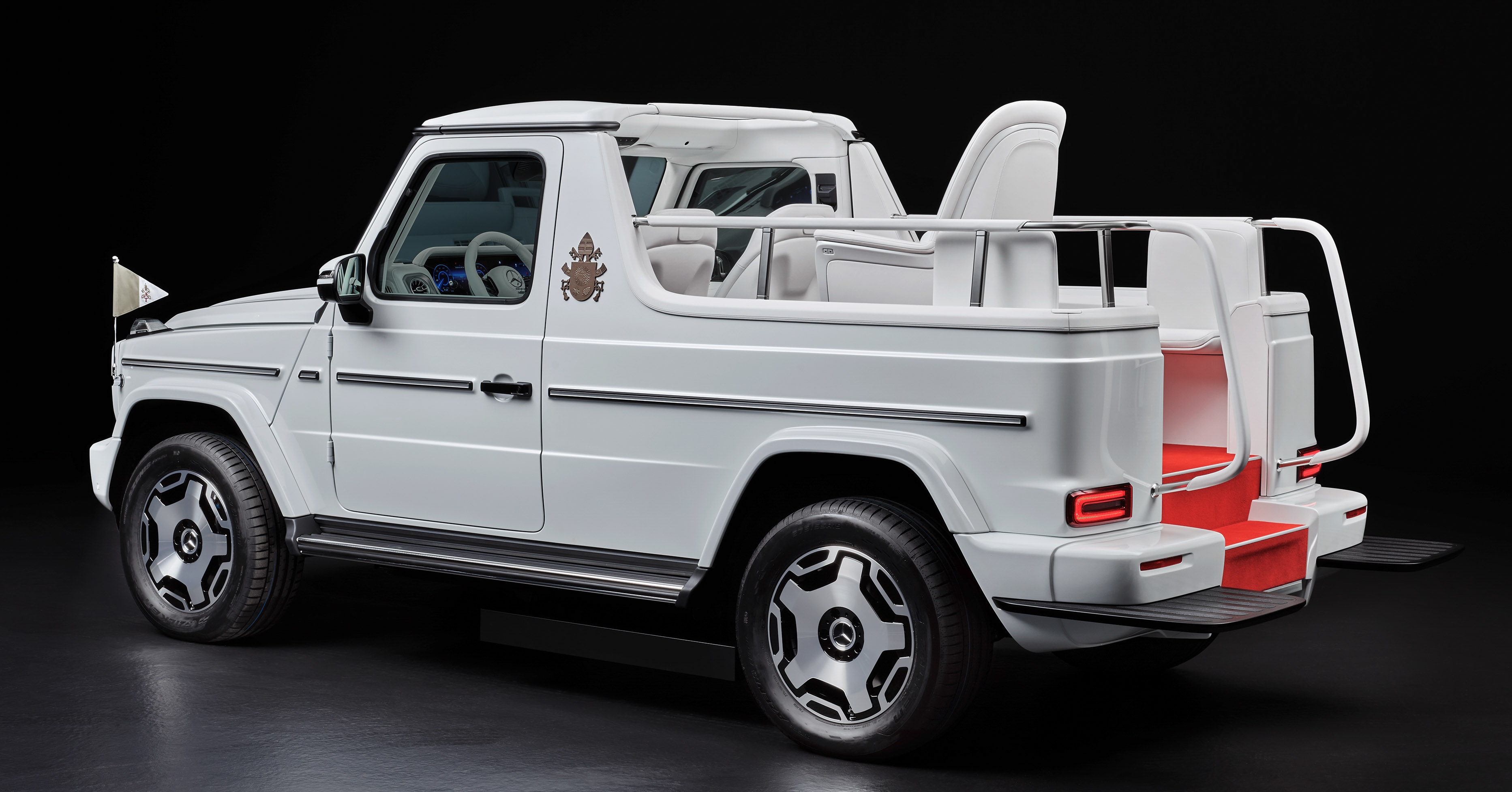 Mercedes-Benz electric G-Class new popemobile-3 - Paul Tan's Automotive ... Mercedes-Benz electric G-Class new popemobile-3 - Paul Tan's Automotive ...