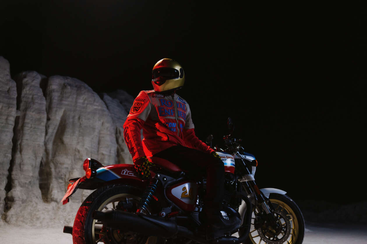 2025 Royal Enfield x Icon Motorcycles Limited Edition Shotgun 650 - 2 ...