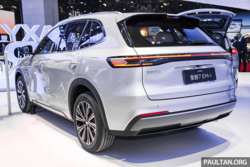 Geely Galaxy Starship 7 EM-i shown at Auto Shanghai 2025 - Proton eMas ...