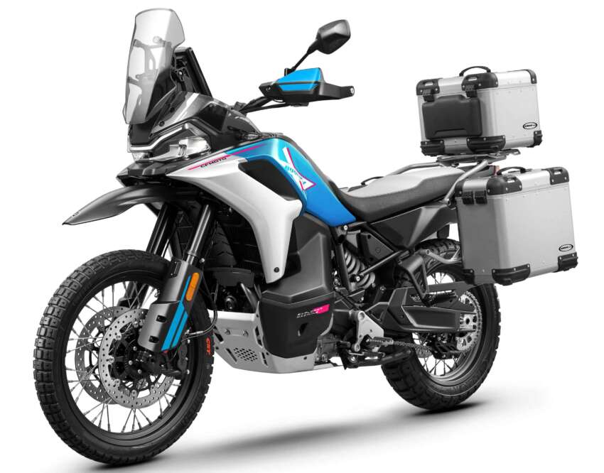 CFMoto 800 MT-X dilancar di Malaysia - harga RM49k, enjin dua silinder ...