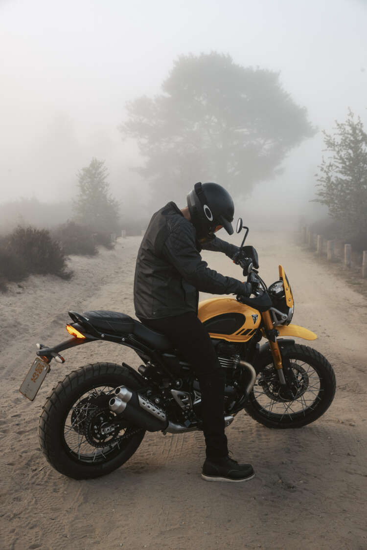 2025 Triumph Scramblker 400 XC Global - 28 - Paul Tan's Automotive News