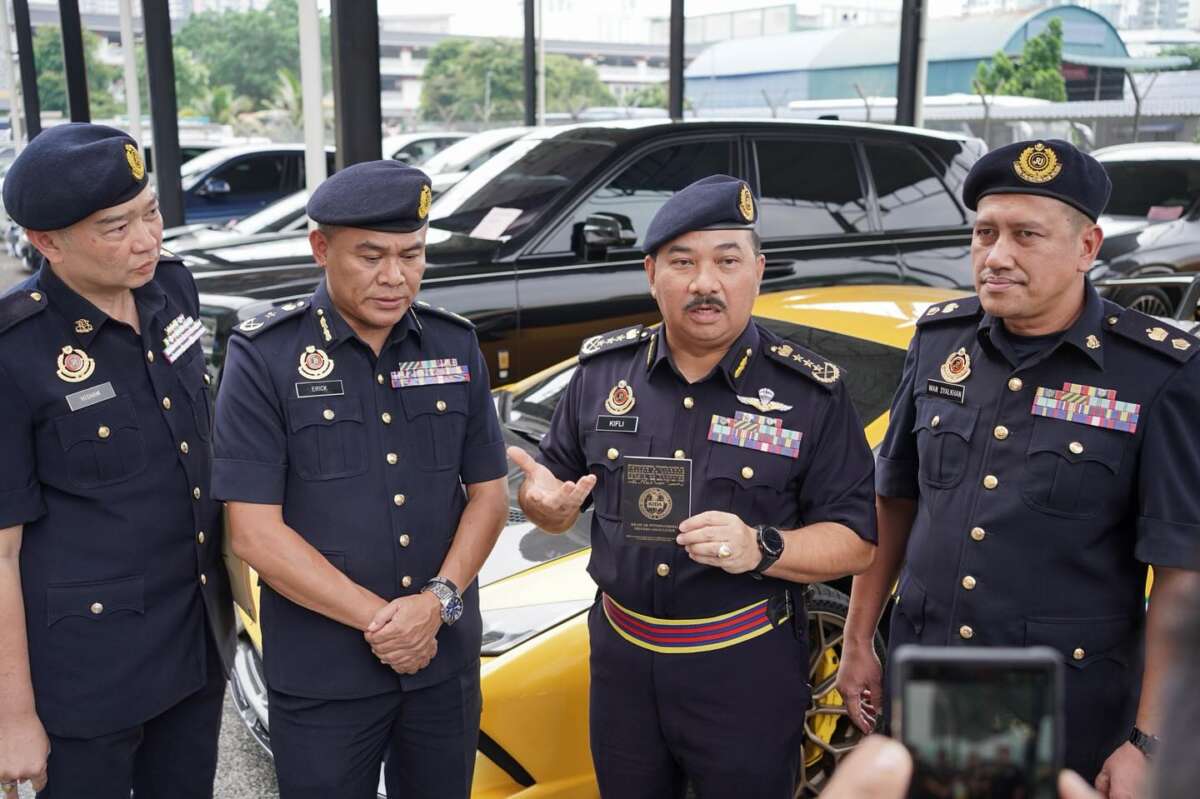 JPJ-opsLuxury2-4-BM - Paul Tan's Automotive News