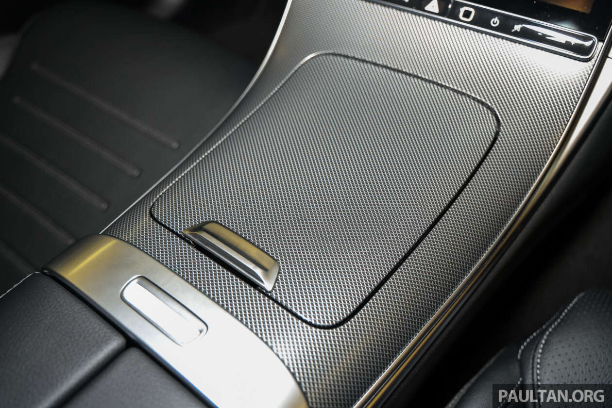 2025-Mercedes-Benz-C200-AMG-Line-Launch-Malaysia-Int-12 - Paul Tan's ...