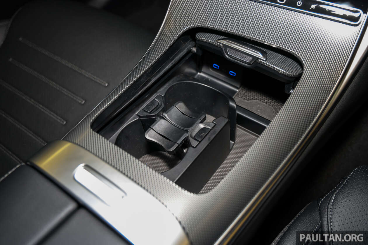 2025-Mercedes-Benz-C200-AMG-Line-Launch-Malaysia-Int-13 - Paul Tan's ...