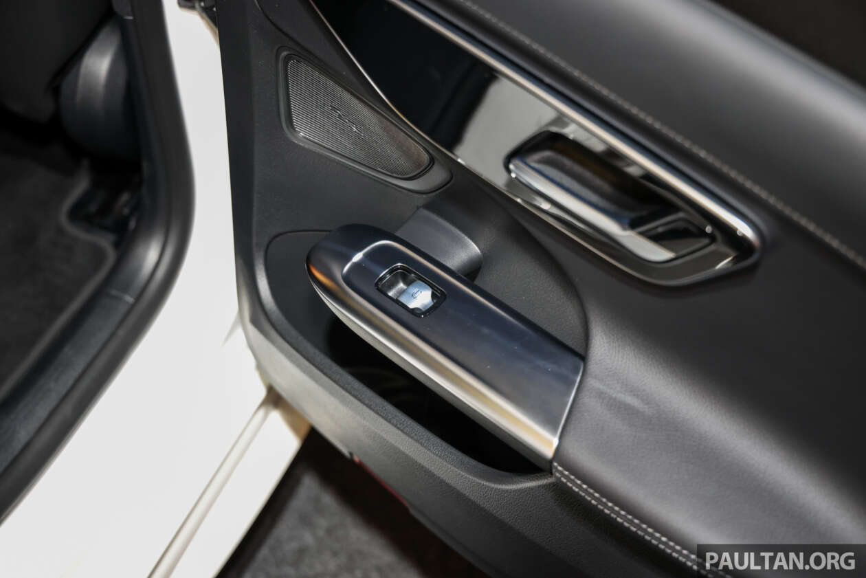 2025-Mercedes-Benz-C200-AMG-Line-Launch-Malaysia-Int-32 - Paul Tan's ...