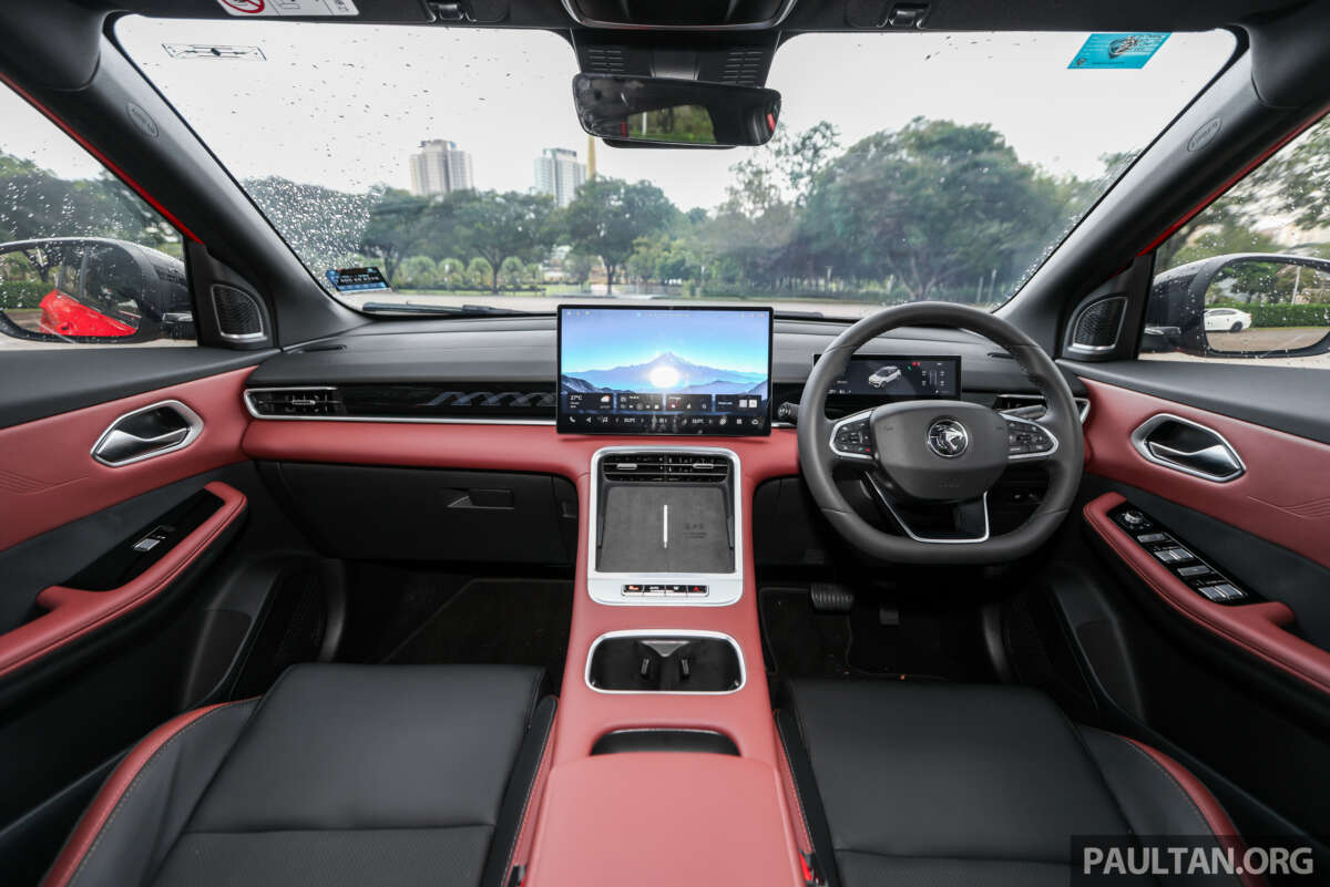Proton X50 2025 — galeri penuh dan terperinci varian Flagship; jana ...