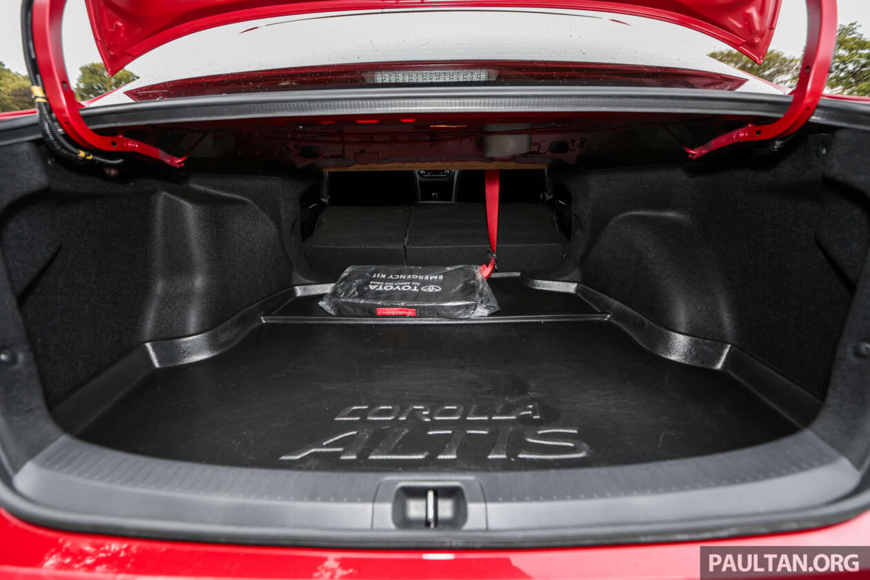 2025-Toyota-Corolla-Altis-GR-Sport-Malaysia-Int-73_BM - Paul Tan's ...