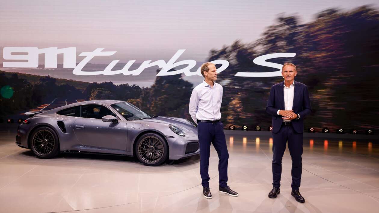 2026 Porsche 911 Turbo S - 992.2 range topper is most powerful 911 ever ...
