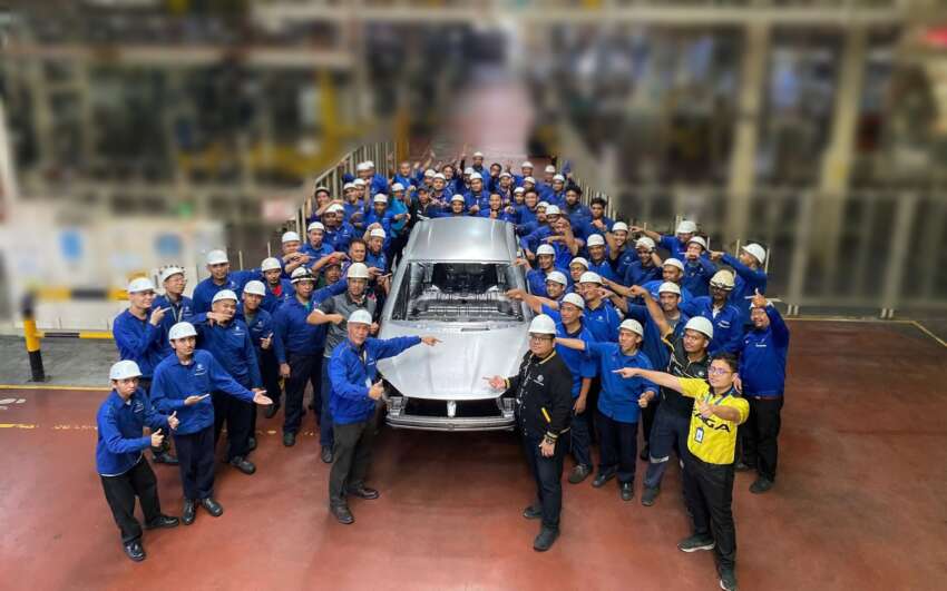 Produksi Proton Saga MC2 berakhir, MC3 dibuat di Tanjong Malim - kilang ...