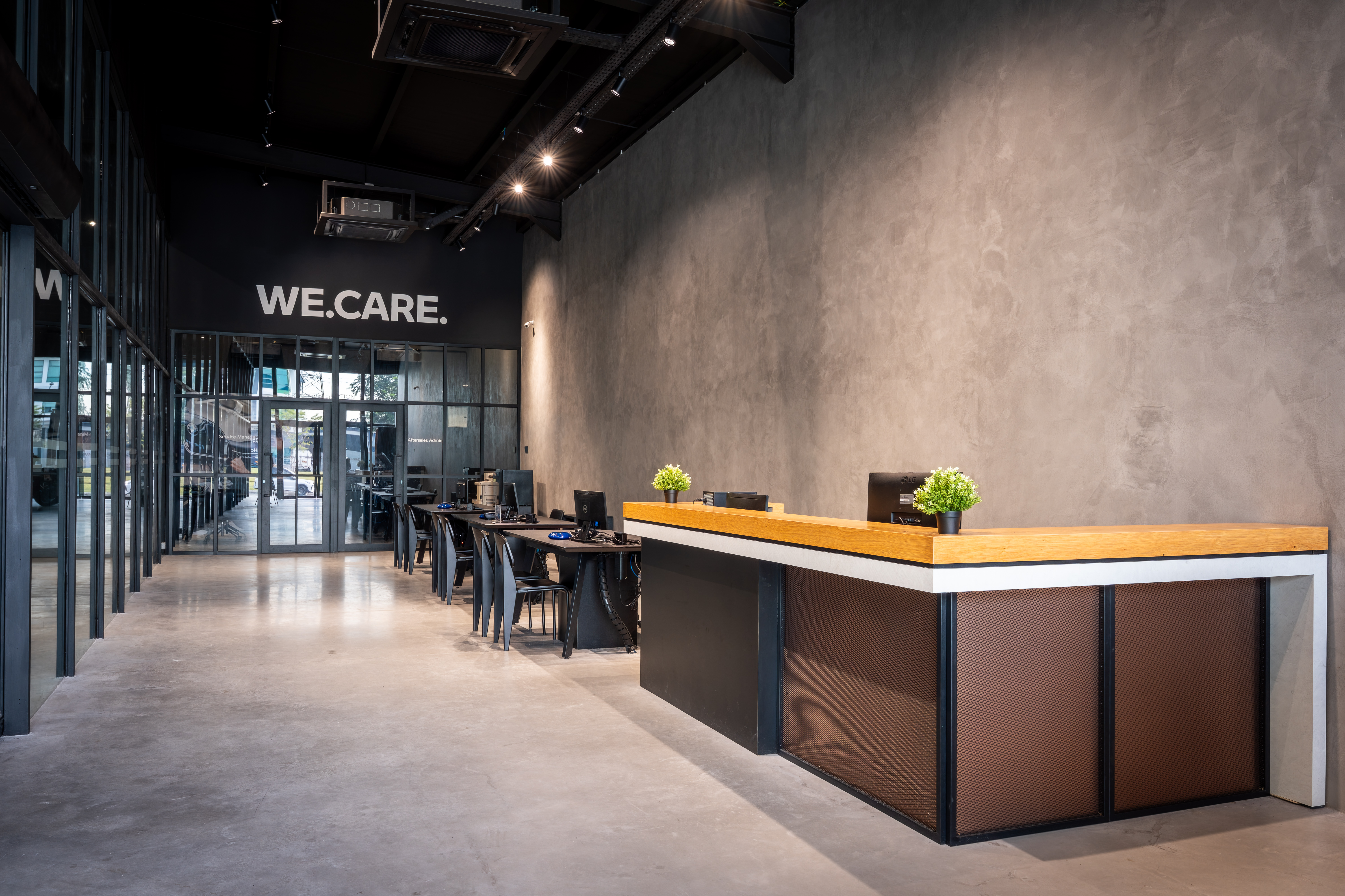 2025 Chear Motorrad BMW Motorrad Retail Brand Experience - 7 - Paul Tan ...