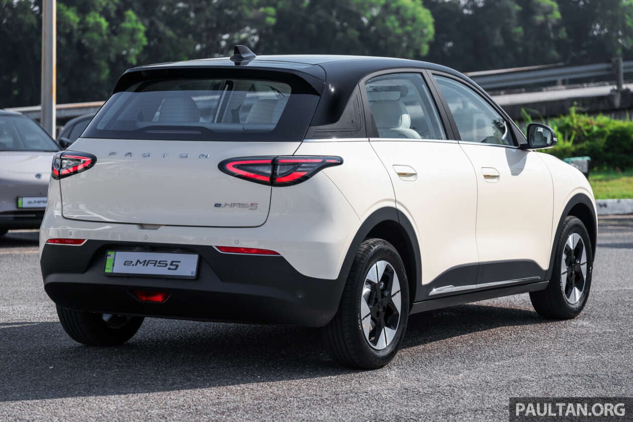 Proton eMas 5 EV reaches 5,000 units sales milestone - paultan.org