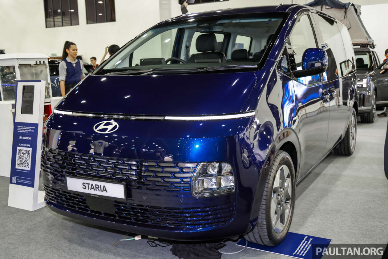 2026 Hyundai Staria in Malaysia now gets floor centre console in place ...