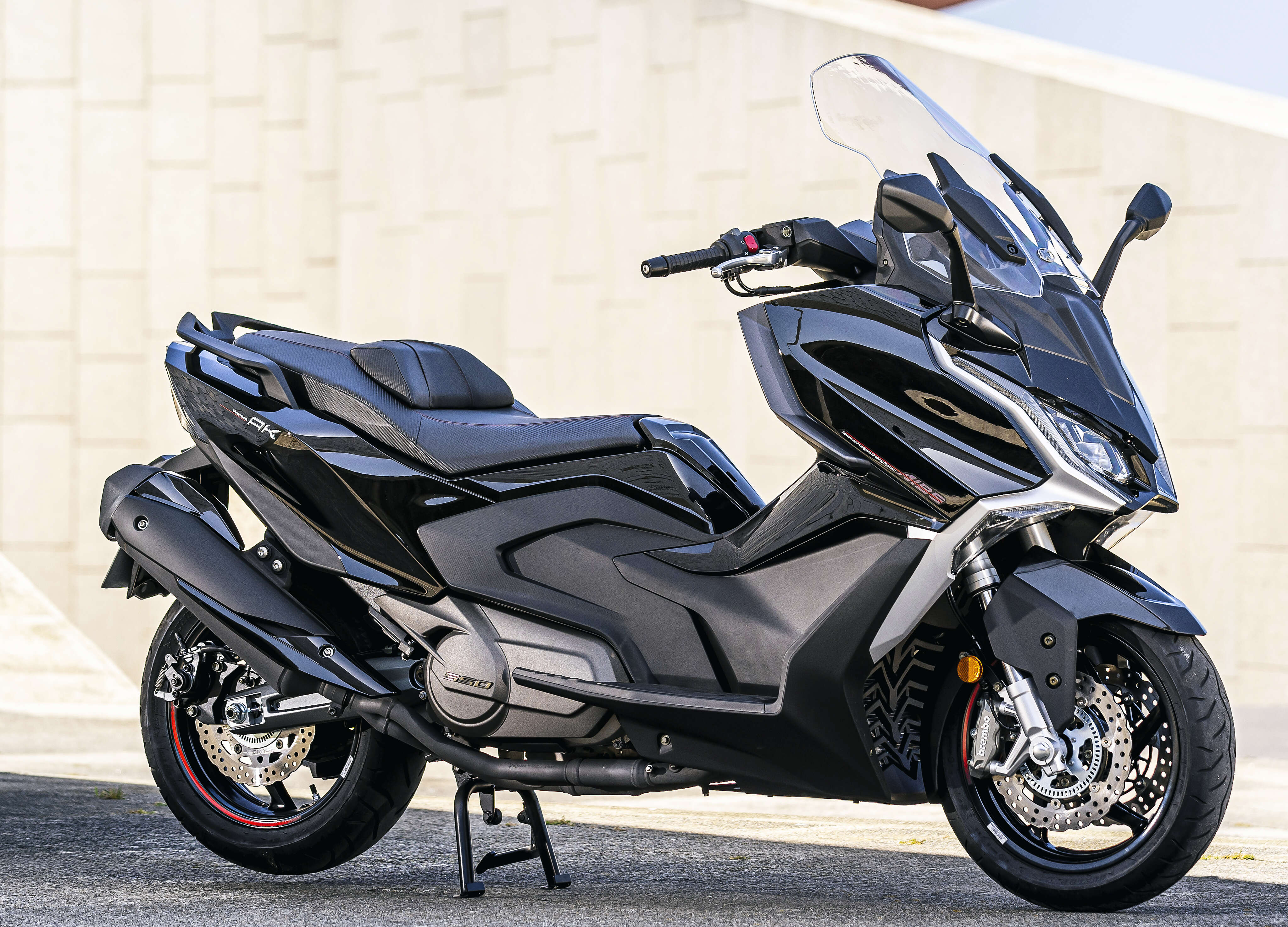 2026 Kymco AK550 Premium Malaysia Action - 12 - Paul Tan's Automotive News