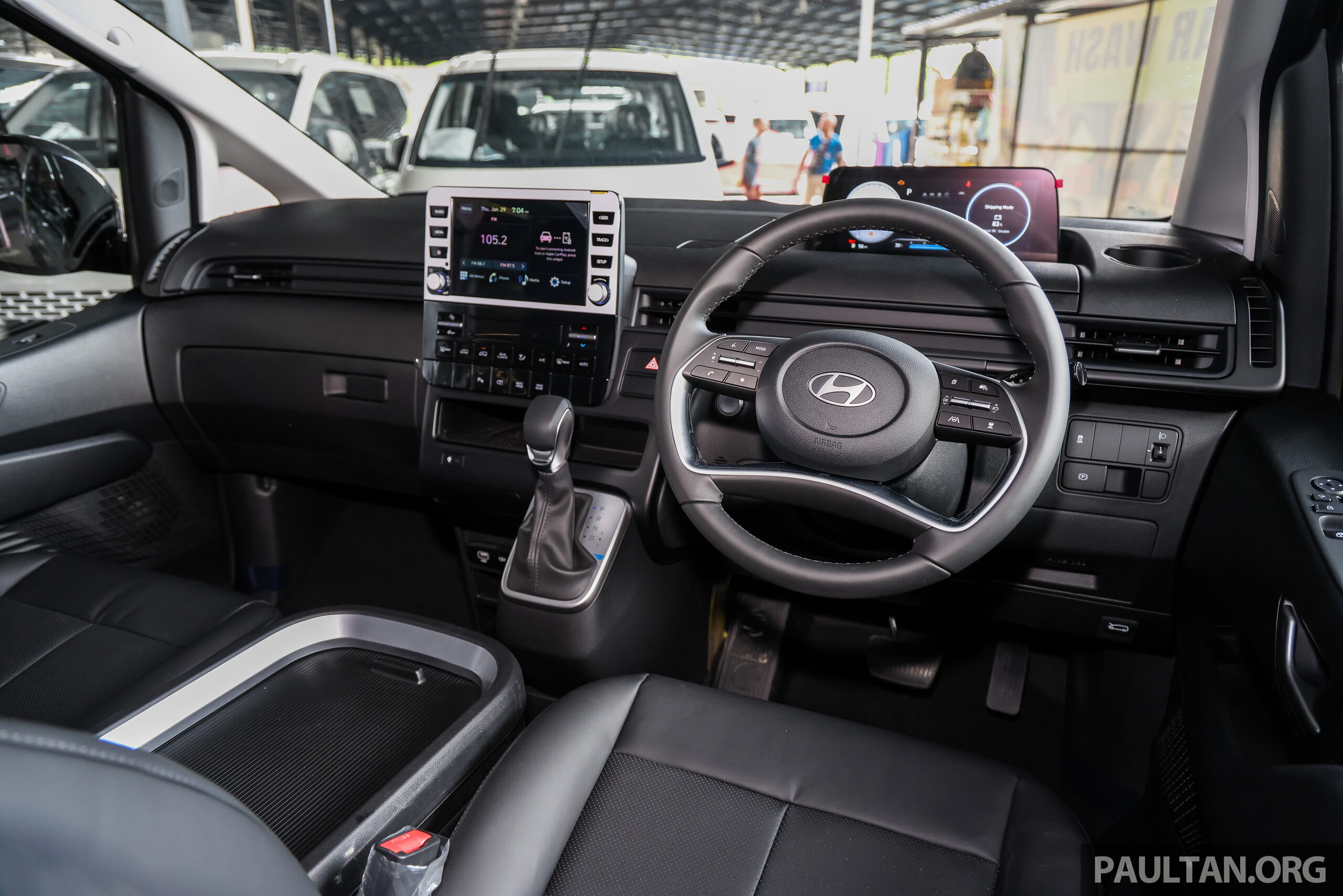 2026-Hyundai-Staria-Malaysia-Update-centre-console-replacing-front ...