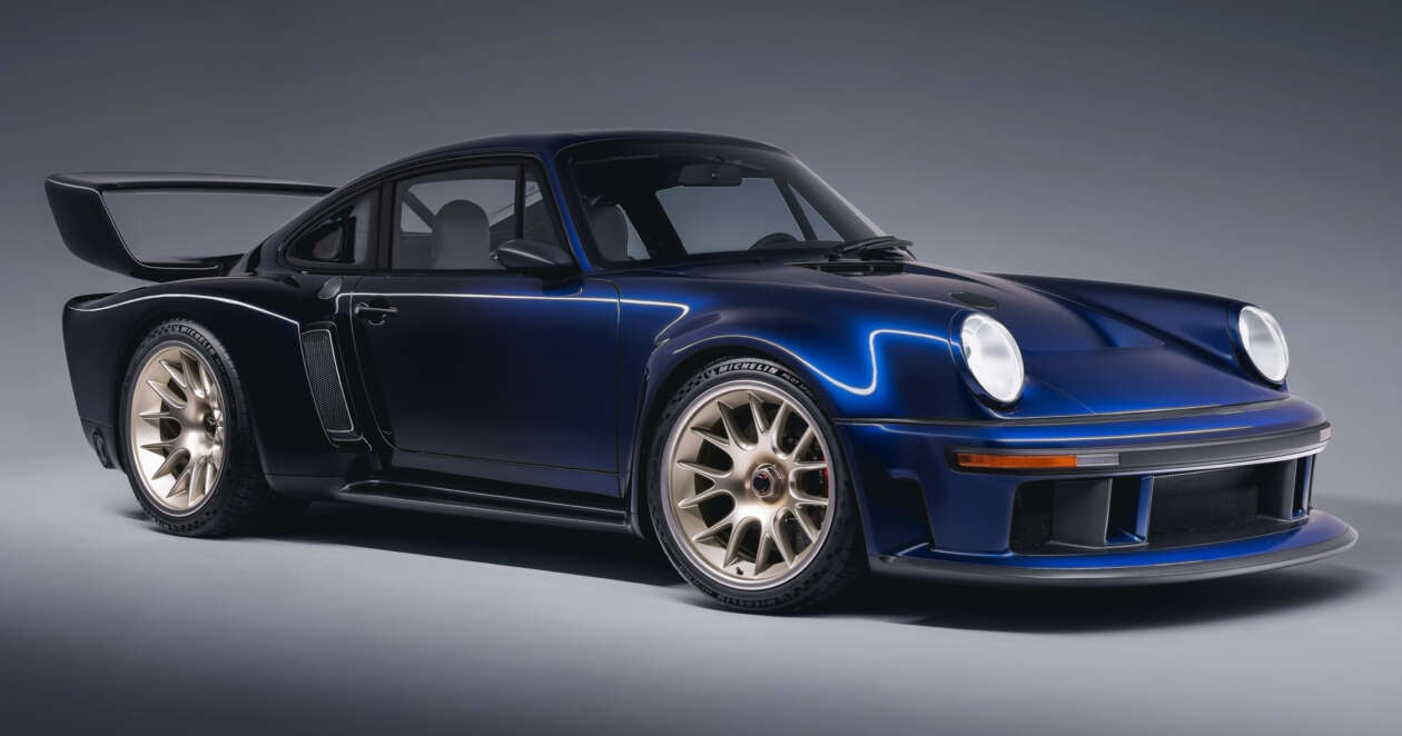 Porsche 911 Singer Vehicle Design DLS Turbo "Sorcerer" - 9,000 rpm 3.8L ...
