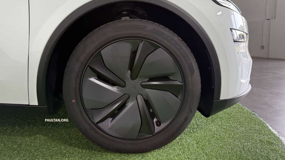 tesla model y LR RWD 8 - Paul Tan's Automotive News