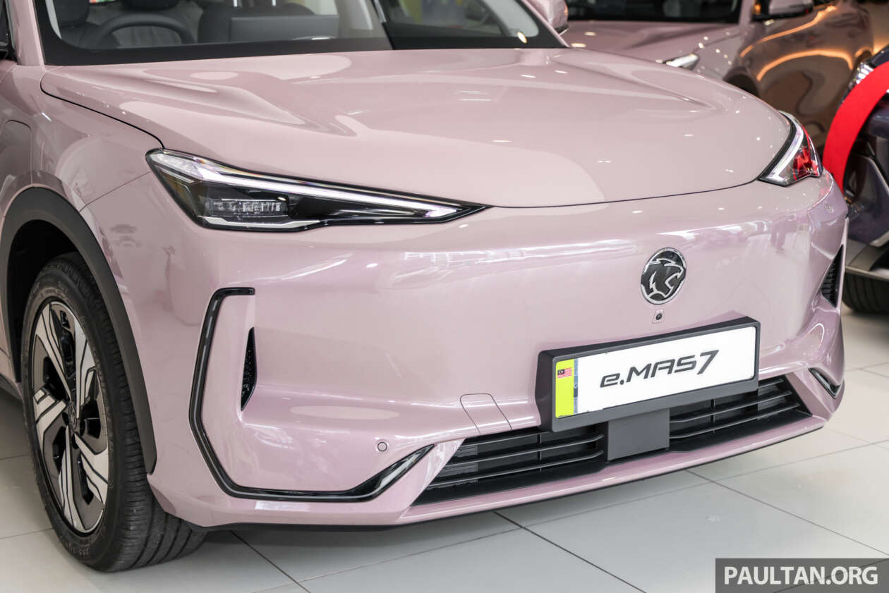 2026 Proton eMas 7 EV CKD now in showrooms - two variants, equipment ...