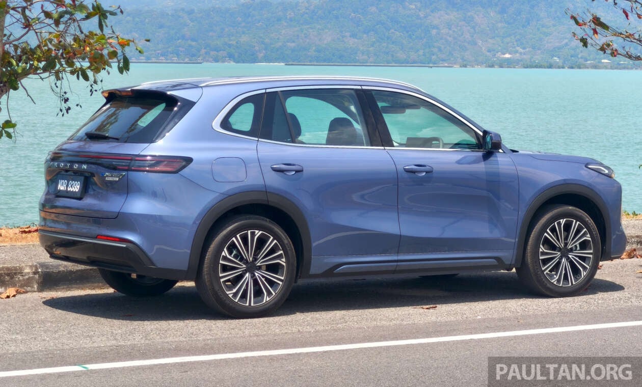 Proton eMas 7 PHEV features Geely global suspension tune - no Proton ...