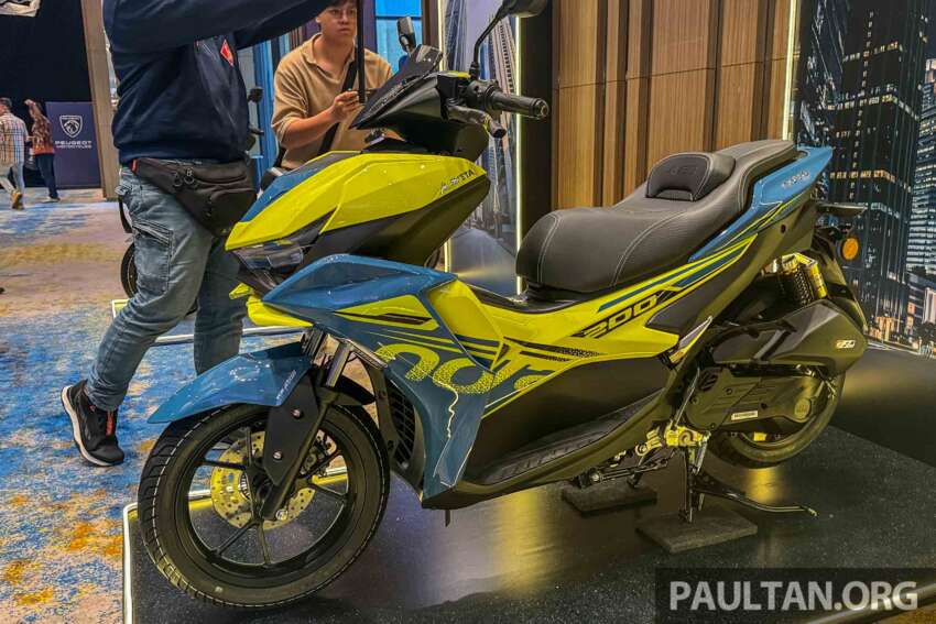 Aveta Nova 200 dilancarkan di Malaysia - skuter 183 cc dengan ABS dan ...
