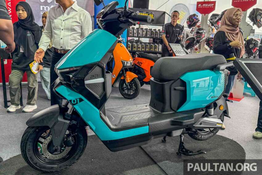 EZI Ray 01 dilancar di Malaysia - skuter elektrik jarak gerak 80 km ...