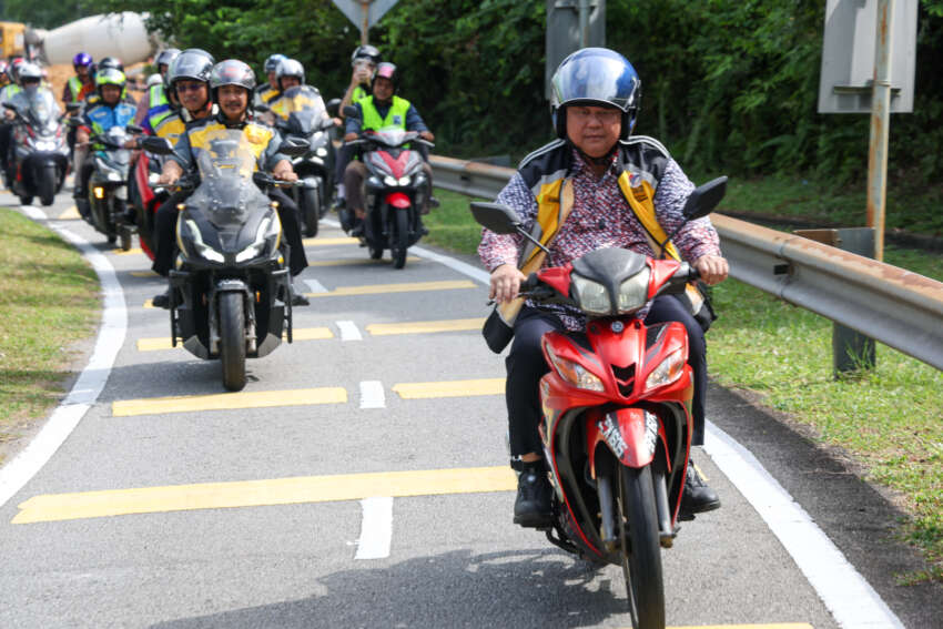 Kerja naik taraf lorong motor Lebuhraya Persekutuan kini 43% selesai ...