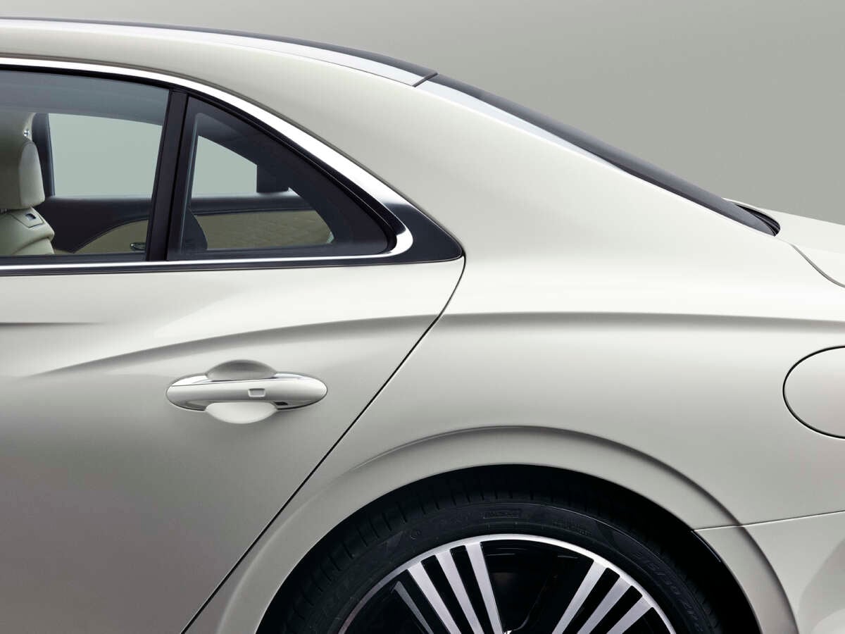 2026 Bentley Flying Spur - sedan updated with 680 PS 'S' variant ...