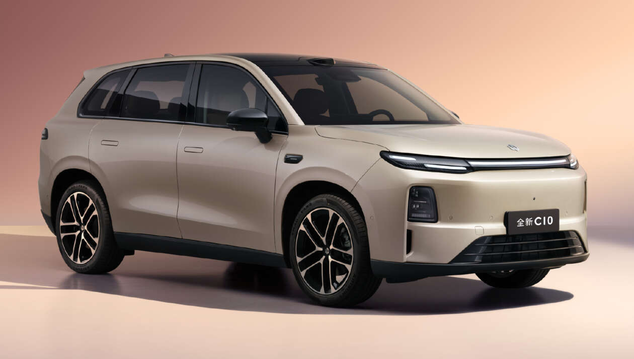 Leapmotor C10 facelift revealed – more modern front design, slicker ...