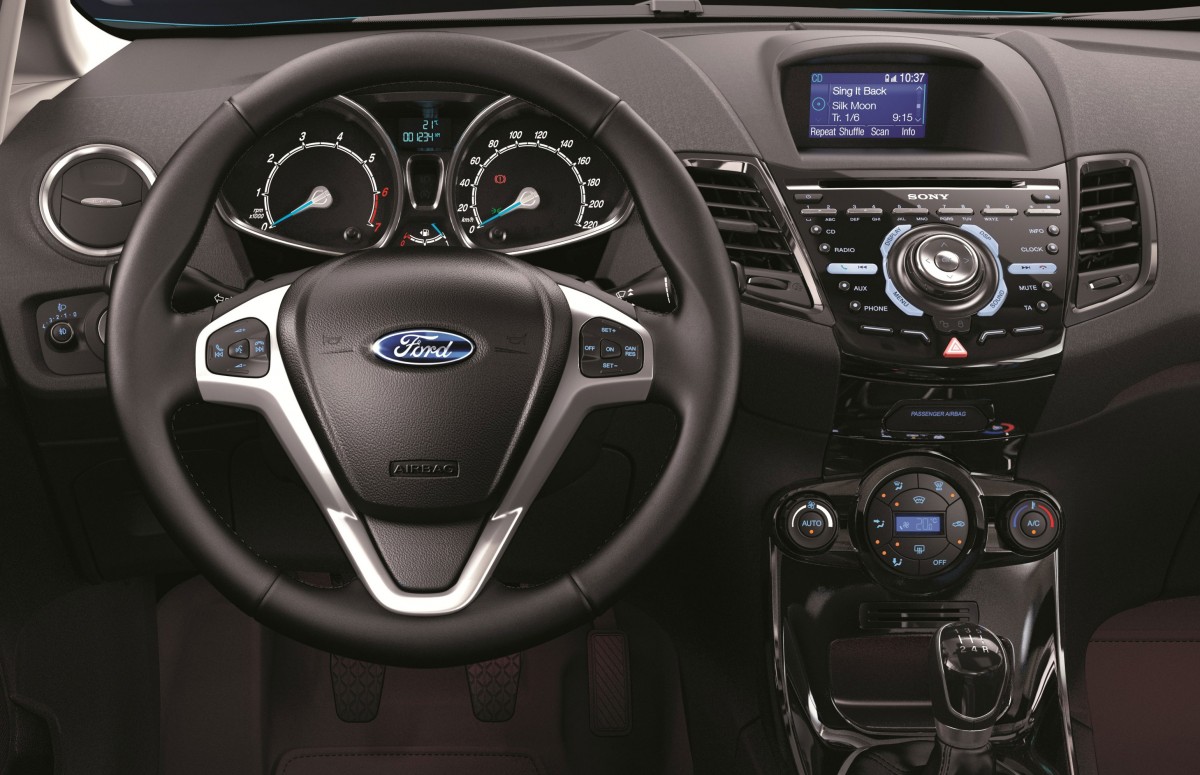 ford-fiesta-facelift-dashboard-brown - Paul Tan's Automotive News